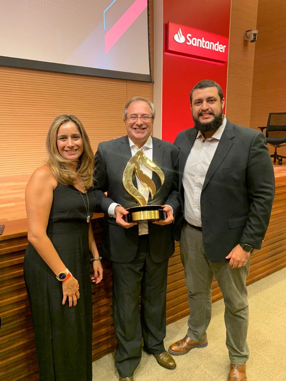 “Troféu Chama Santander” premia Sanchez & Sanchez como o melhor ...